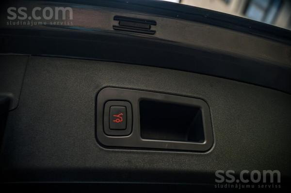 Pelēks Tesla Model S 2017 Rīga, ar dzinēja tilpumu 0.00 L un nobraukumu 98 tūkst. km par 19990 €, foto 10 vietnē AUTOMOTO.COM.LV