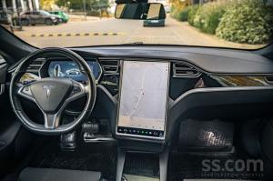 Pelēks Tesla Model S 2017 Rīga, ar dzinēja tilpumu 0.00 L un nobraukumu 98 tūkst. km par 19990 €, foto 12 vietnē AUTOMOTO.COM.LV
