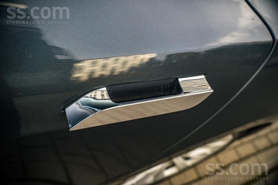 Pelēks Tesla Model S 2017 Rīga, ar dzinēja tilpumu 0.00 L un nobraukumu 98 tūkst. km par 19990 €, foto 22 vietnē AUTOMOTO.COM.LV