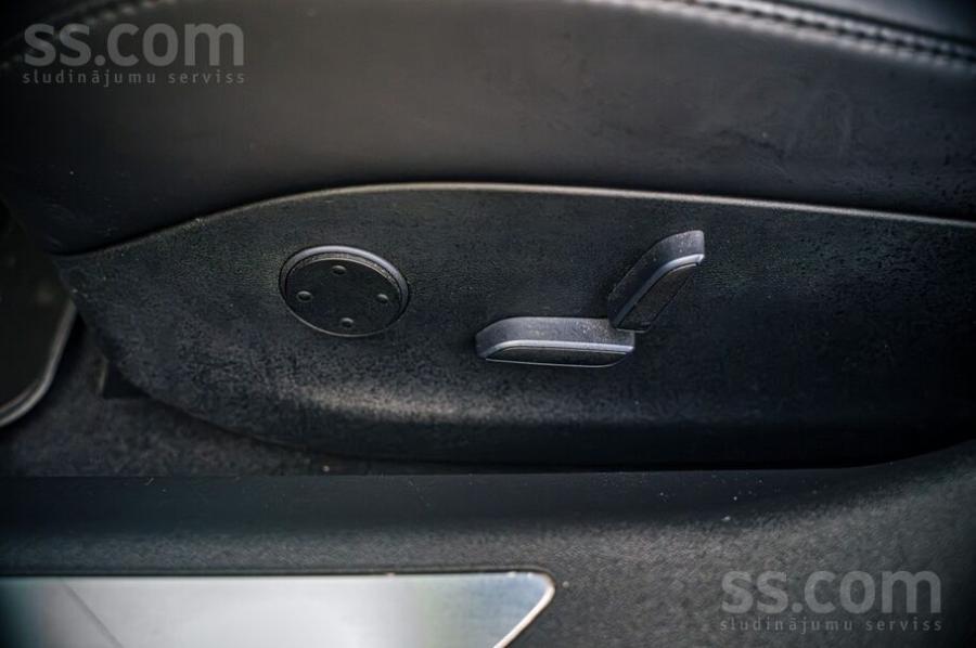 Pelēks Tesla Model S 2017 Rīga, ar dzinēja tilpumu 0.00 L un nobraukumu 98 tūkst. km par 19990 €, foto 24 vietnē AUTOMOTO.COM.LV