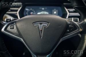 Pelēks Tesla Model S 2017 Rīga, ar dzinēja tilpumu 0.00 L un nobraukumu 98 tūkst. km par 19990 €, foto 31 vietnē AUTOMOTO.COM.LV