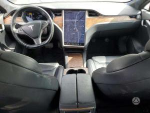 Grey Tesla Model S 2018 in Klaipeda, with an engine capacity of 0.00 L and mileage of 94 thousand km for 13900 €, photo 8 on AUTOMOTO.COM.LV