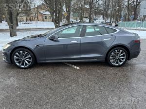 Grey Tesla Model S 2019 in Jurmala, with an engine capacity of 0.00 L and mileage of 170 thousand km for 29000 €, photo 2 on AUTOMOTO.COM.LV