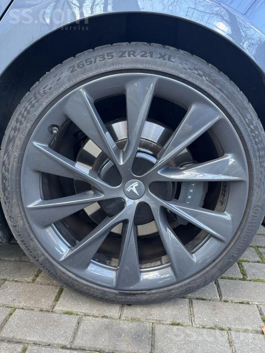 Grey Tesla Model S 2019 in Jurmala, with an engine capacity of 0.00 L and mileage of 170 thousand km for 29000 €, photo 23 on AUTOMOTO.COM.LV