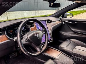 Grey Tesla Model S 2019 in Riga, with an engine capacity of 0.00 L and mileage of 129 thousand km for 34990 €, photo 14 on AUTOMOTO.COM.LV