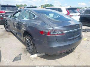 Pelēks Tesla Model S 2019 Klaipėda, ar dzinēja tilpumu 0.00 L un nobraukumu 99 tūkst. km par 10000 €, foto 6 vietnē AUTOMOTO.COM.LV
