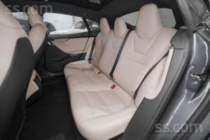 Grey Tesla Model S 2020 in Riga, with an engine capacity of 0.00 L and mileage of 157 thousand km for 33790 €, photo 14 on AUTOMOTO.COM.LV
