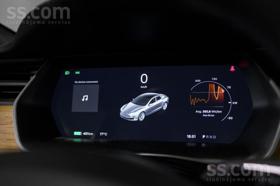 Grey Tesla Model S 2020 in Riga, with an engine capacity of 0.00 L and mileage of 157 thousand km for 33790 €, photo 27 on AUTOMOTO.COM.LV