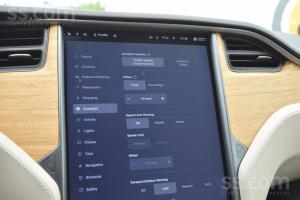 Grey Tesla Model S 2020 in Riga, with an engine capacity of 0.00 L and mileage of 102 thousand km for 26000 €, photo 13 on AUTOMOTO.COM.LV