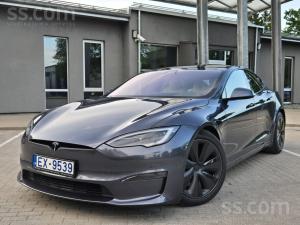 Grey Tesla Model S 2022 in Jurmala, with an engine capacity of 0.00 L and mileage of 32 thousand km for 55990 €, photo 5 on AUTOMOTO.COM.LV