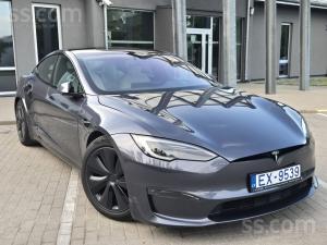 Grey Tesla Model S 2022 in Jurmala, with an engine capacity of 0.00 L and mileage of 49 thousand km for 49990 €, photo 5 on AUTOMOTO.COM.LV