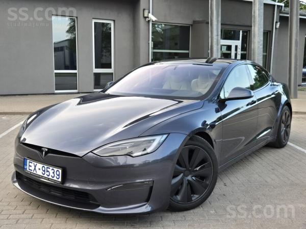 Grey Tesla Model S 2022 in Jurmala, with an engine capacity of 0.00 L and mileage of 49 thousand km for 49990 €, photo 6 on AUTOMOTO.COM.LV