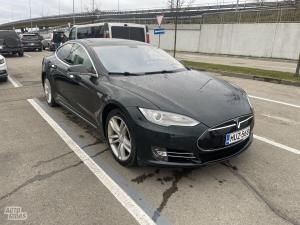 Tesla Model S 2014 in Klaipeda, with an engine capacity of 0.00 L and mileage of 175 thousand km for 10500 €, photo 2 on AUTOMOTO.COM.LV