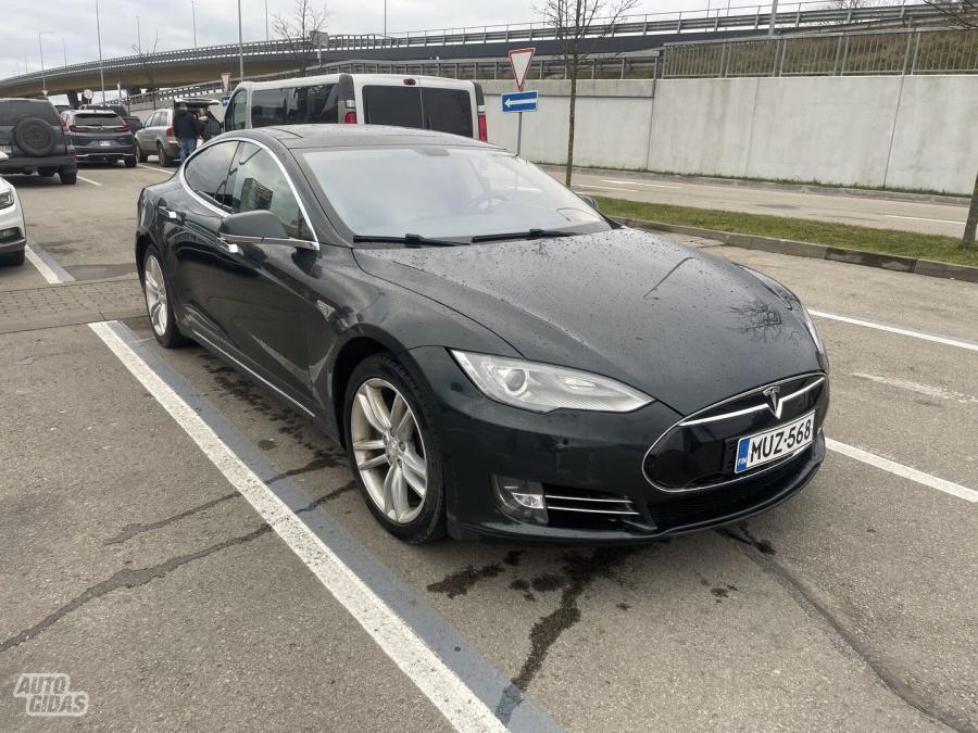 Tesla Model S 2014 in Klaipeda, with an engine capacity of 0.00 L and mileage of 175 thousand km for 10500 €, photo 2 on AUTOMOTO.COM.LV