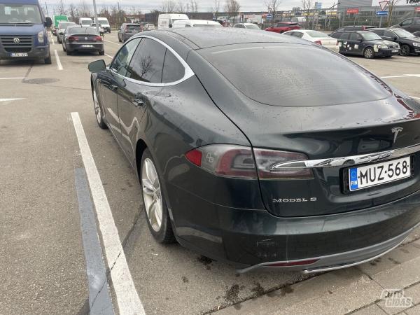 Tesla Model S 2014 in Klaipeda, with an engine capacity of 0.00 L and mileage of 175 thousand km for 10500 €, photo 4 on AUTOMOTO.COM.LV