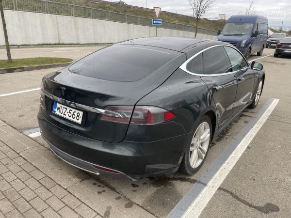 Tesla Model S 2014 in Klaipeda, with an engine capacity of 0.00 L and mileage of 175 thousand km for 10500 €, photo 5 on AUTOMOTO.COM.LV
