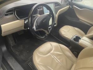 Tesla Model S 2014 in Klaipeda, with an engine capacity of 0.00 L and mileage of 175 thousand km for 10500 €, photo 7 on AUTOMOTO.COM.LV
