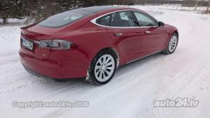 Tesla Model S 2014 in Keila, with an engine capacity of 0.00 L and mileage of 230 thousand km for 15000 €, photo 2 on AUTOMOTO.COM.LV