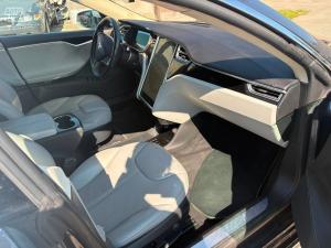 Tesla Model S 2015 in Gargzdai, with an engine capacity of 0.00 L and mileage of 142 thousand km for 11500 €, photo 6 on AUTOMOTO.COM.LV