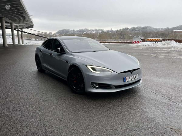 Tesla Model S 2016 Kauņa, ar dzinēja tilpumu 0.00 L un nobraukumu 48 tūkst. km par 31200 €, foto 4 vietnē AUTOMOTO.COM.LV