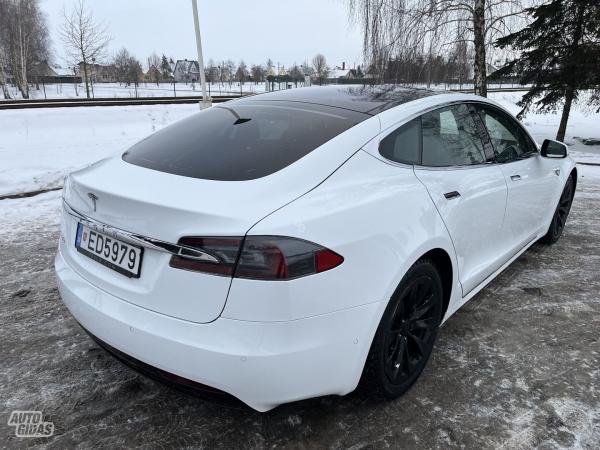 Tesla Model S 2016 in Marijampole, with an engine capacity of 0.00 L and mileage of 70 thousand km for 18999 €, photo 5 on AUTOMOTO.COM.LV