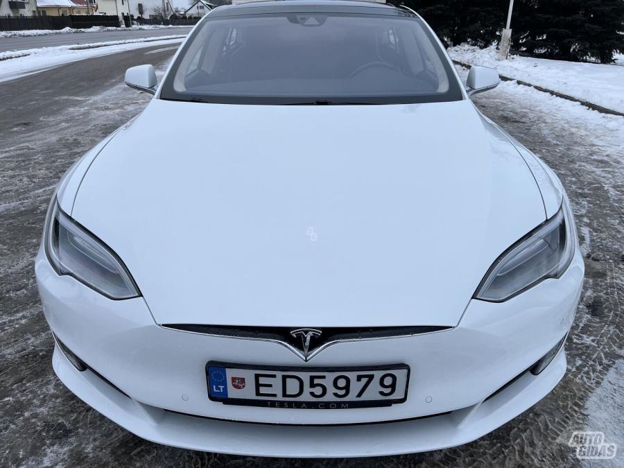 Tesla Model S 2016 in Marijampole, with an engine capacity of 0.00 L and mileage of 70 thousand km for 18999 €, photo 9 on AUTOMOTO.COM.LV