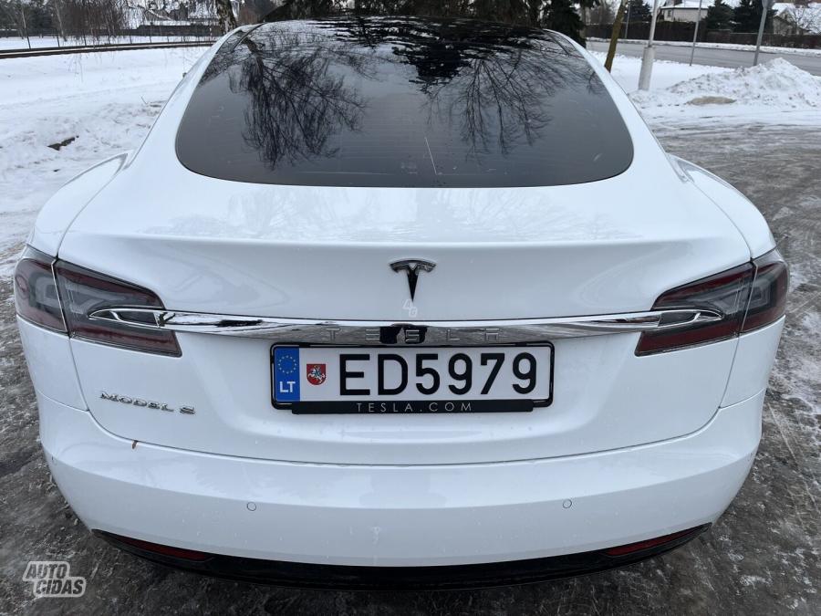Tesla Model S 2016 in Marijampole, with an engine capacity of 0.00 L and mileage of 70 thousand km for 18999 €, photo 10 on AUTOMOTO.COM.LV