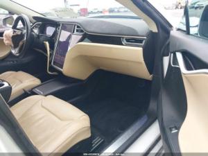 Tesla Model S 2017 Klaipėda, ar dzinēja tilpumu 0.00 L un nobraukumu 0 tūkst. km par 4650 €, foto 4 vietnē AUTOMOTO.COM.LV
