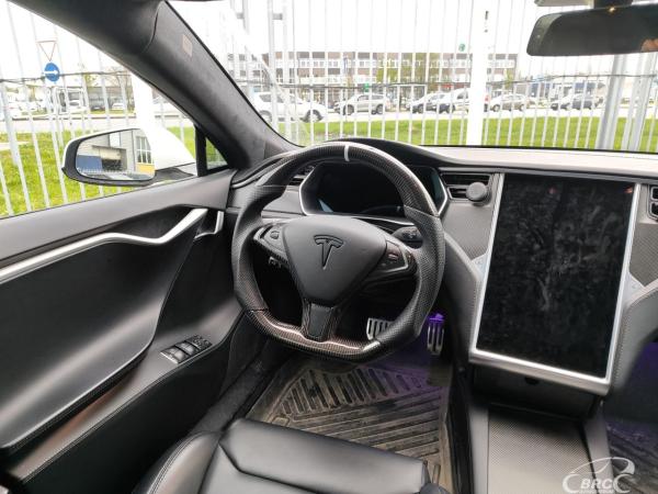 Tesla Model S 2017 Klaipėda, ar dzinēja tilpumu 0.00 L un nobraukumu 45 tūkst. km par 21900 €, foto 3 vietnē AUTOMOTO.COM.LV