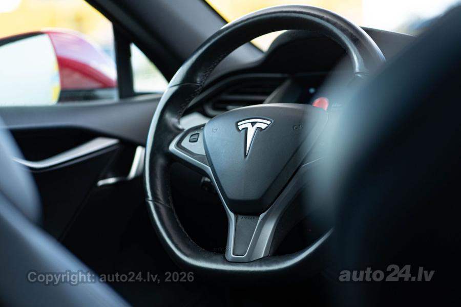 Tesla Model S 2018 Tallina, ar dzinēja tilpumu 0.00 L un nobraukumu 174 tūkst. km par 24990 €, foto 19 vietnē AUTOMOTO.COM.LV