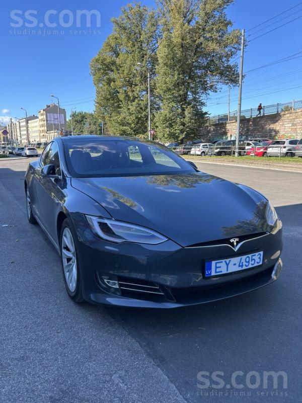 Тесла Модель С 2018 в Рига, объемом двигателя 0.00 л и пробегом 130 тыс. км за 24200 €, фото 5 на AUTOMOTO.COM.LV