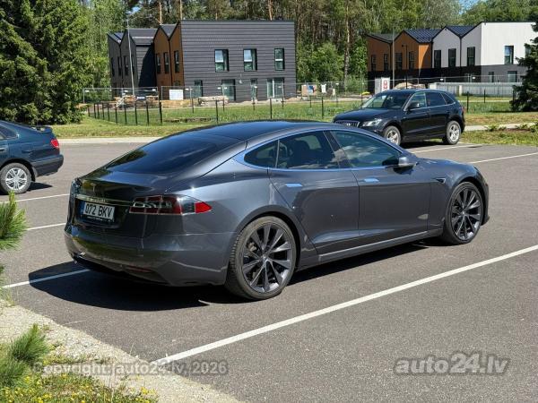 Tesla Model S 2019 in Tallinn, with an engine capacity of 0.00 L and mileage of 94 thousand km for 26000 €, photo 2 on AUTOMOTO.COM.LV