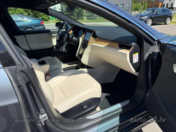 Tesla Model S 2019 in Tallinn, with an engine capacity of 0.00 L and mileage of 94 thousand km for 26000 €, photo 9 on AUTOMOTO.COM.LV