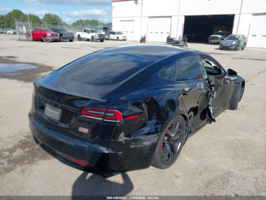 Tesla Model S 2023 Klaipėda, ar dzinēja tilpumu 0.00 L un nobraukumu 0 tūkst. km par 16600 €, foto 4 vietnē AUTOMOTO.COM.LV