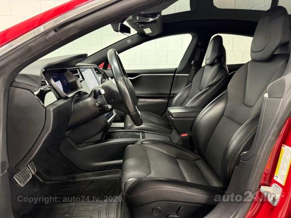 Sarkans Tesla Model S 2017 Pērnava, ar dzinēja tilpumu 0.00 L un nobraukumu 222 tūkst. km par 18990 €, foto 11 vietnē AUTOMOTO.COM.LV
