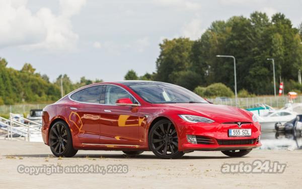 Red Tesla Model S 2018 in Tallinn, with an engine capacity of 0.00 L and mileage of 150 thousand km for 26500 €, photo 5 on AUTOMOTO.COM.LV