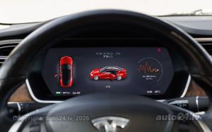 Красный Тесла Модель С 2018 в Таллин, объемом двигателя 0.00 л и пробегом 150 тыс. км за 26500 €, фото 21 на AUTOMOTO.COM.LV