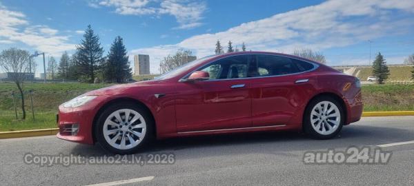 Sarkans Tesla Model S 2019 Tallina, ar dzinēja tilpumu 0.00 L un nobraukumu 105 tūkst. km par 31000 €, foto 2 vietnē AUTOMOTO.COM.LV