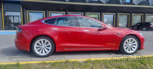 Sarkans Tesla Model S 2019 Tallina, ar dzinēja tilpumu 0.00 L un nobraukumu 105 tūkst. km par 31000 €, foto 4 vietnē AUTOMOTO.COM.LV