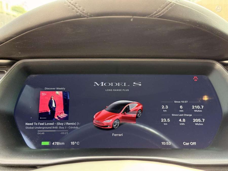 Red Tesla Model S 2020 in Vilnius, with an engine capacity of 0.00 L and mileage of 278 thousand km for 26950 €, photo 15 on AUTOMOTO.COM.LV