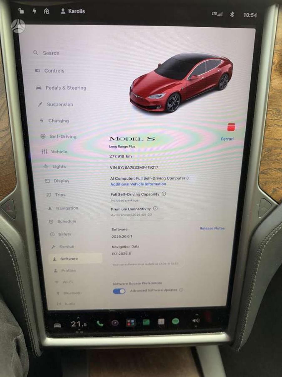 Red Tesla Model S 2020 in Vilnius, with an engine capacity of 0.00 L and mileage of 278 thousand km for 26950 €, photo 16 on AUTOMOTO.COM.LV
