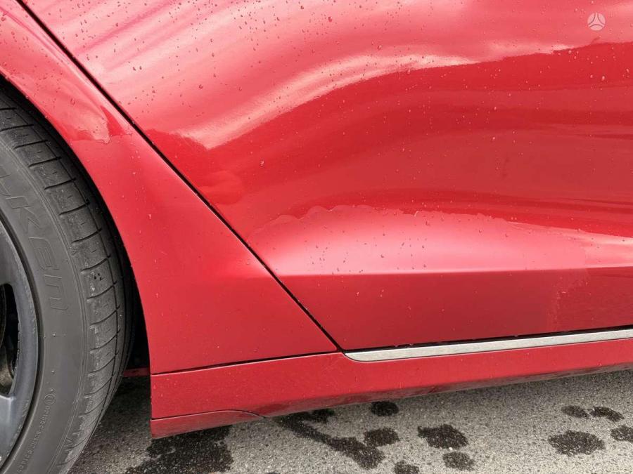 Red Tesla Model S 2020 in Vilnius, with an engine capacity of 0.00 L and mileage of 278 thousand km for 26950 €, photo 21 on AUTOMOTO.COM.LV