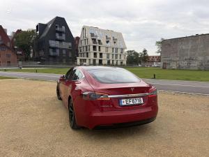 Sarkans Tesla Model S 2020 Klaipėda, ar dzinēja tilpumu 0.00 L un nobraukumu 52 tūkst. km par 28250 €, foto 7 vietnē AUTOMOTO.COM.LV