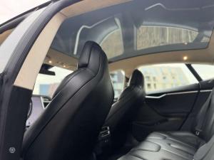 Sarkans Tesla Model S 2020 Klaipėda, ar dzinēja tilpumu 0.00 L un nobraukumu 52 tūkst. km par 28250 €, foto 12 vietnē AUTOMOTO.COM.LV