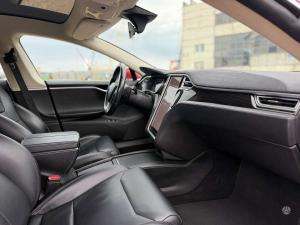 Sarkans Tesla Model S 2020 Klaipėda, ar dzinēja tilpumu 0.00 L un nobraukumu 52 tūkst. km par 28250 €, foto 13 vietnē AUTOMOTO.COM.LV