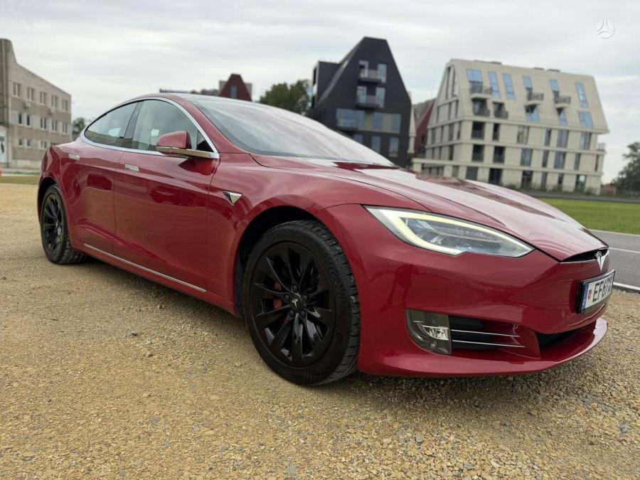 Sarkans Tesla Model S 2020 Klaipėda, ar dzinēja tilpumu 0.00 L un nobraukumu 52 tūkst. km par 28250 €, foto 17 vietnē AUTOMOTO.COM.LV