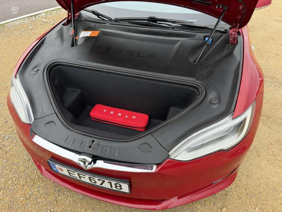 Sarkans Tesla Model S 2020 Klaipėda, ar dzinēja tilpumu 0.00 L un nobraukumu 52 tūkst. km par 28250 €, foto 18 vietnē AUTOMOTO.COM.LV