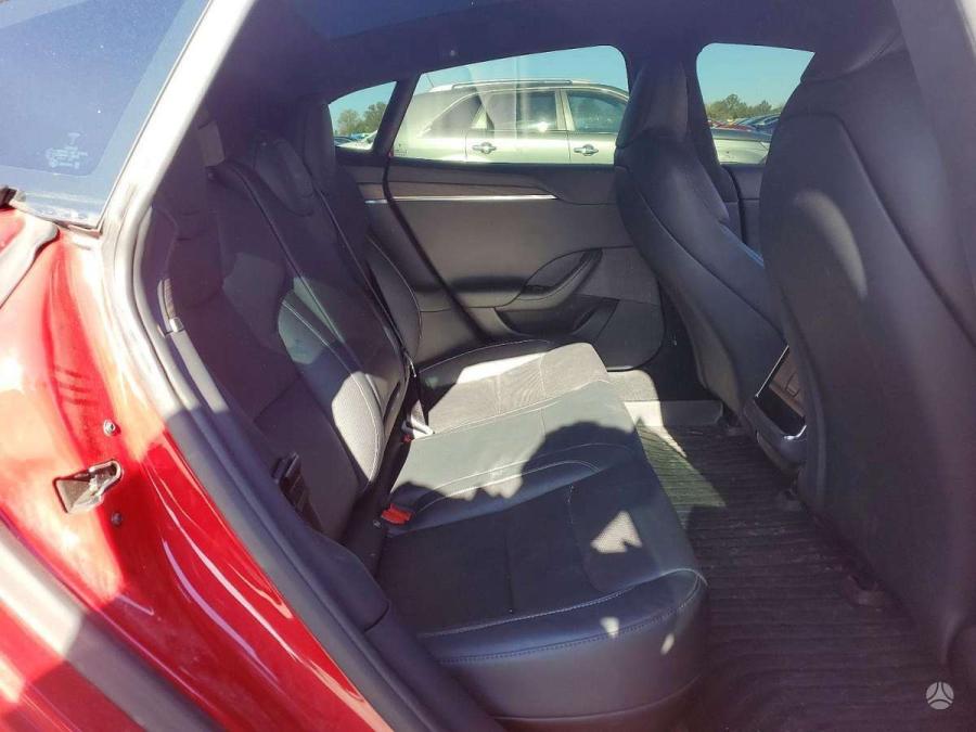 Sarkans Tesla Model S 2021 Klaipėda, ar dzinēja tilpumu 0.00 L un nobraukumu 92 tūkst. km par 23500 €, foto 9 vietnē AUTOMOTO.COM.LV