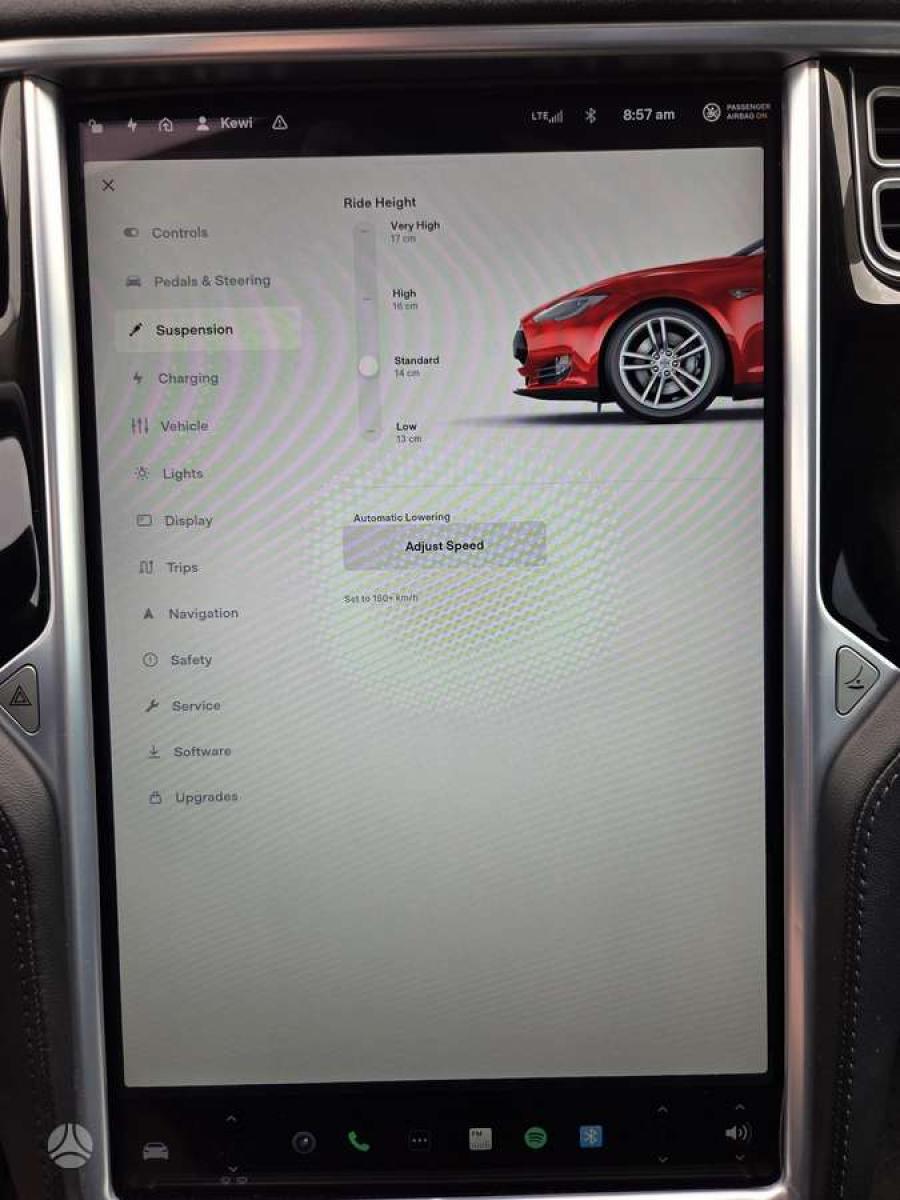 Sarkans Tesla Model S 2014 Marijampole, ar dzinēja tilpumu 0.00 L un nobraukumu 126 tūkst. km par 11500 €, foto 20 vietnē AUTOMOTO.COM.LV