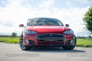 Sarkans Tesla Model S 2015 Tartu, ar dzinēja tilpumu 0.00 L un nobraukumu 178 tūkst. km par 19999 €, foto 4 vietnē AUTOMOTO.COM.LV